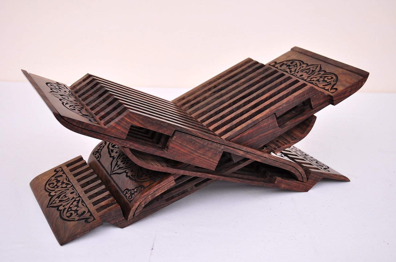 High-quality wooden book stand Laukh with a professional touch.