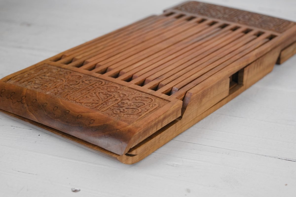 "Quran Book Stand Holder Laukh - Shop now at Alesouk"