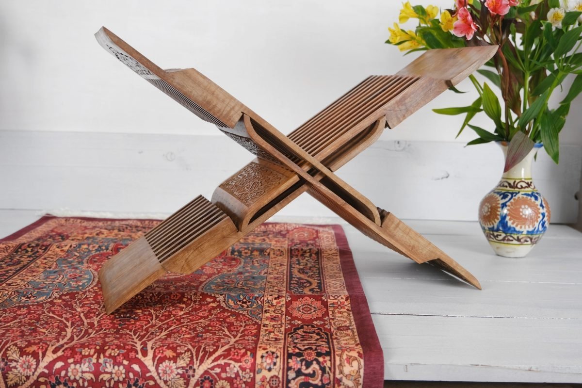 "Quran Book Stand Holder Laukh - Shop now at Alesouk"